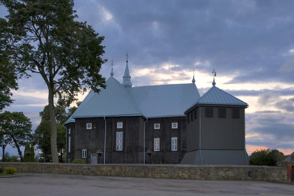 Seda Church of the Assumption of the Blessed Virgin Mary with gate and ...