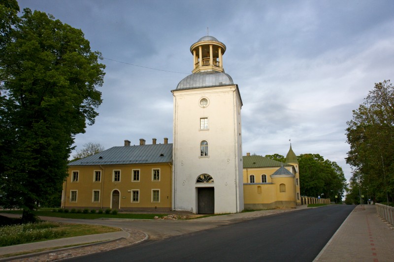 Pilis, pilsdrupas, muižas - redzet.lv
